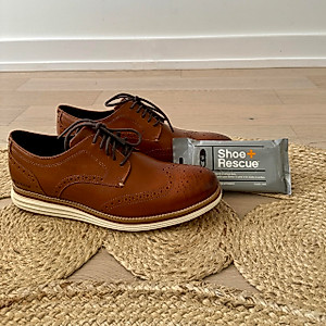 ShoeRescue all-natural cleaning wipes for leather and suede shoes. Remove surface stains & grime. Re-sealable pack of 15 wipes.
