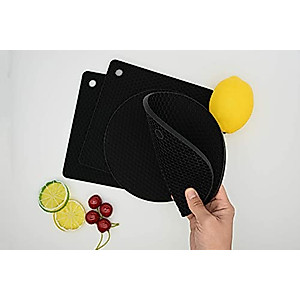 FELIBAY Silicone Trivet Flexible Pot Mats Non Slip Potholder Heat Resistant Kitchen Trivet Hot Pads, Multi Purpose Pot Holder Jar Opener Spoon Holder Oven Mitts (Black)