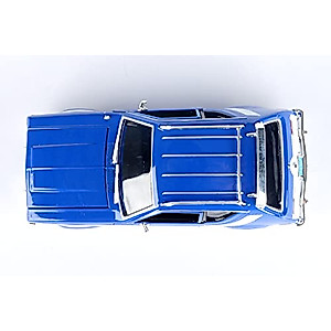 Motormax 1974 AMC Gremlin X 1:24 Scale Diecast Model Forgotten Classics Series 79045 Blue