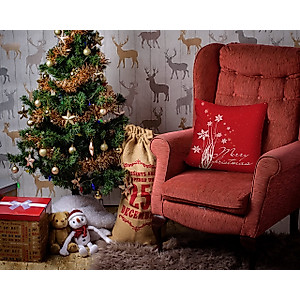 HELERKOL Set of 4 Red Merry Christmas Throw Pillow Covers 18 x 18 inch Snowflake Pillow Covers for Couch Sofa Winter Holiday Decoration Cushion Case