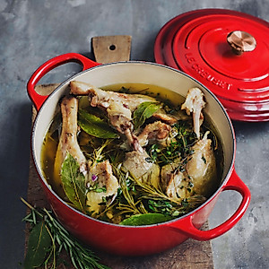 Le Creuset Signature 6.75-quart Round Wide Oven with Copper Knob - Enameled Cast Iron (Cerise)