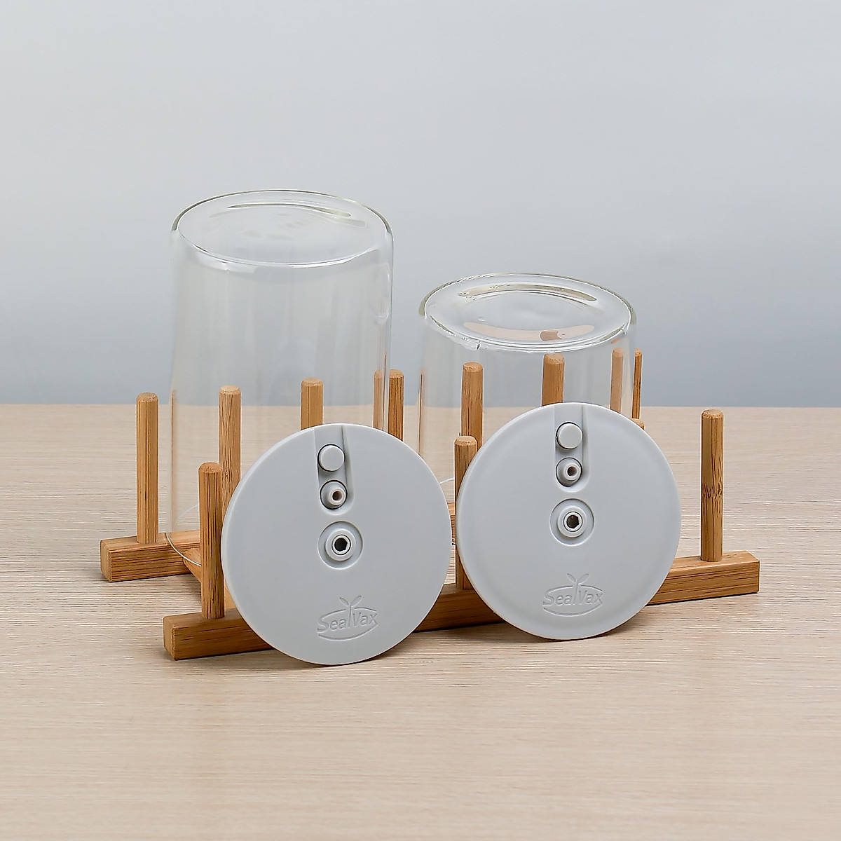 SealVax®Coffee Vacuum Canister- Vacuum Canister Coffee, Airtight Round Glass Storage Containers. Voyd vacuum canister, size large x 1 pcs + small x 1 pcs with vacuum sealer.