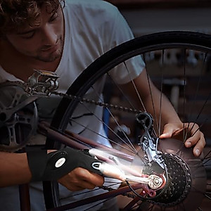 BIIB Father's Day Gifts for Dad, Flashlight Gloves Dad Gifts for Men, Father's Day Gifts from Daughter Wife Son, Mens Gifts for Him Dad Grandpa, Birthday Gifts for Men Gadgets Camping Essentials