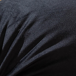 RainRoad Black Throw Pillows Covers Set of 2 Soft Velvet Decorative Pillow Covers 18x18 Inch for Couch Bed (Black, 18" x 18"(Pack of 2))