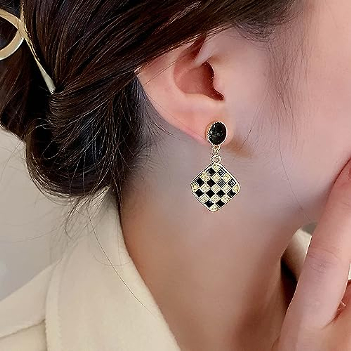 Sttiafay Vintage Black White Checkered Earrings Geometric Square Drop Earrings Square Checkered Earrings Black Disc Stud Earring Jewelry for Women and Girls