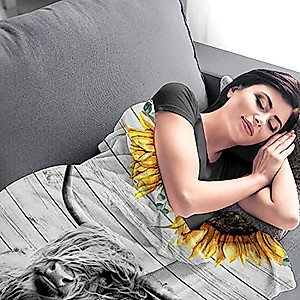 Highland Cow Blanket Super Soft Flannel Sunflower Cow Throw Blanket Warm Lightweight Blanket for Adults Kids Gifts 50"X40"