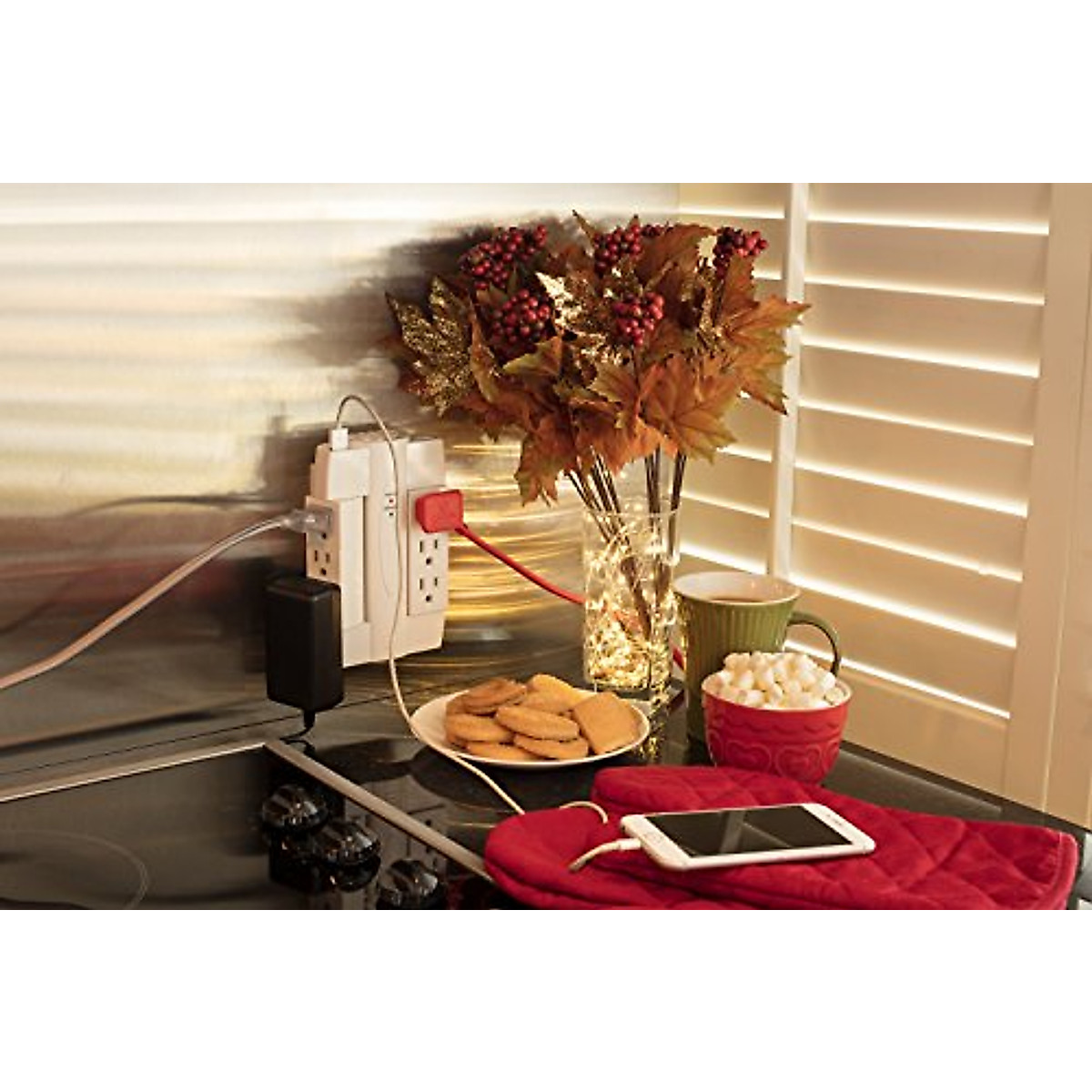 Globe Electric 7791301 6-Outlet Swivel Space Saving 2 USB Port Surge Protector Wall Tap, Android, iPad, iPhone, iPod Compatible, 2100 Joules, 2.1 AMP Charge, White, Multi Plug Outlet, Power Outlet