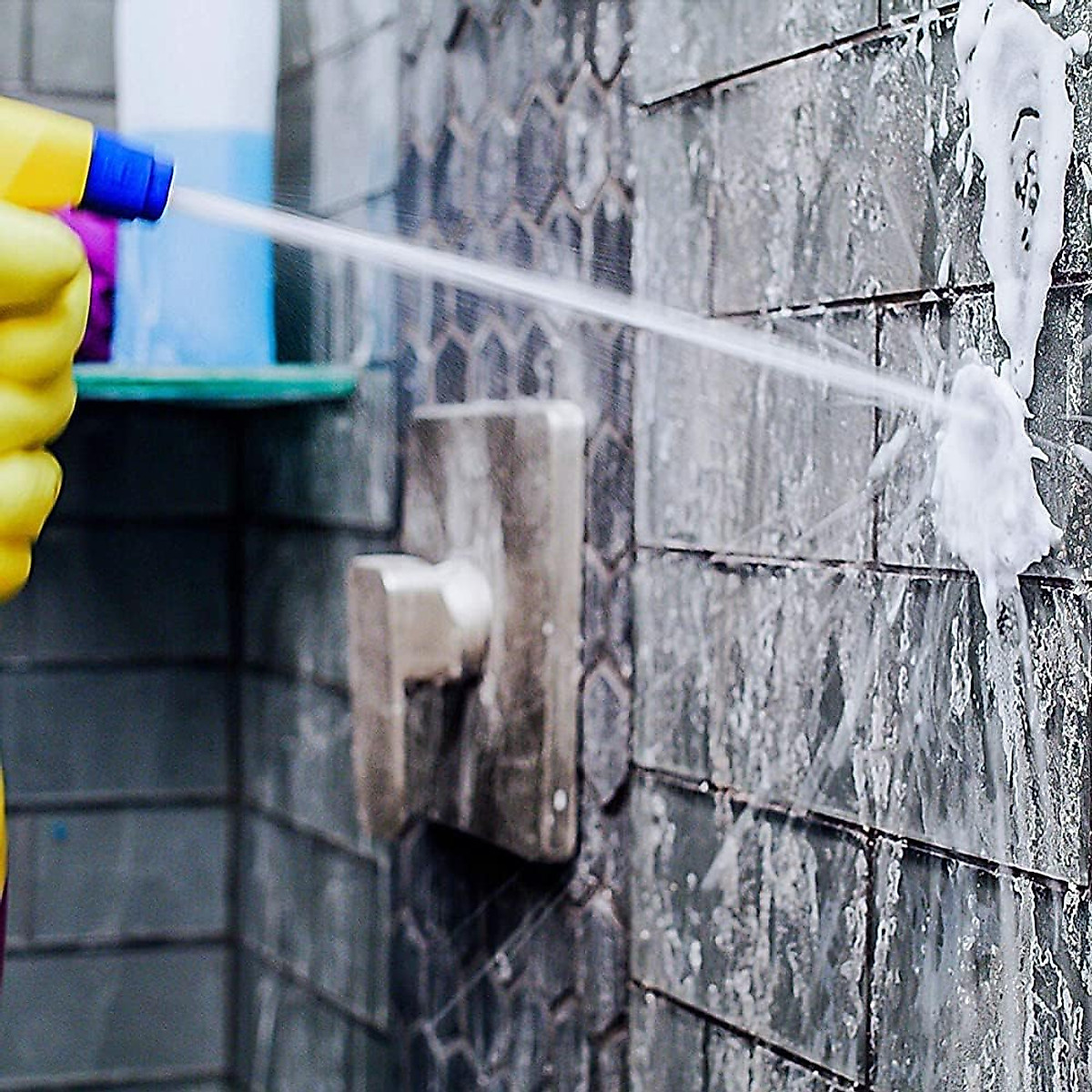 Zep Foaming Shower Tub and Tile Cleaner - 32 oz (Case of 4) ZUPFTT324 - No Scrub Formula, Breaks up Tough Buildup on Contact