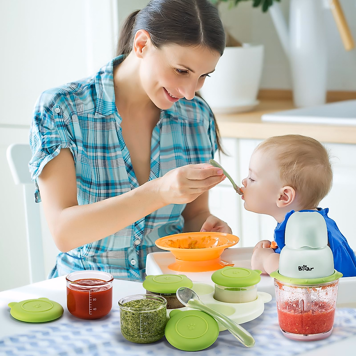 Bear Baby Food Maker, Baby Food Processor Set with Baby Food Containers, Silicone Spoons, Baby Food Puree Blender for Fruit, Vegetable, Meat, Make Fresh and Nutritious Meals for Your Little One