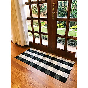 YHOUSE Buffalo Plaid Rug Cotton Front Door Mat Outdoor Doormat Washable Checkered Rugs Indoor/Outdoor Welcome Mat for Layered Mat Porch/Kitchen/Farmhouse/Entry(23.6“X51.2“, Black and White Plaid)