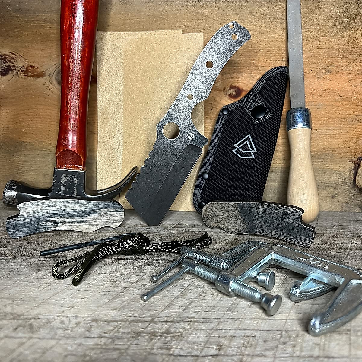 Black Sierra Micro Cleaver Knife Building Kit, Hammered Finish Fixed Steel Blade with Leather Sheath, Hobbyist Chef Knife, Carbon Steel Cutlery Meat Cutting Blade, Perfect for Father's Day or a Gift for Him