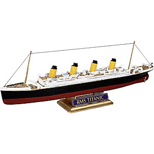 Revell 05804 22.3 cm R.M.S. Titanic Model Kit