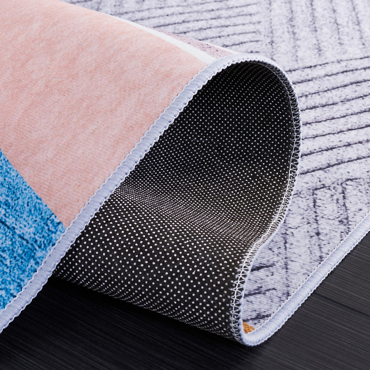 SAFAVIEH Tacoma Collection Area Rug - 8' x 10', Beige & Blue, Mid-Century Modern Design, Non-Shedding & Easy Care, Machine Washable Ideal for High Traffic Areas in Living Room, Bedroom (TAC834B)