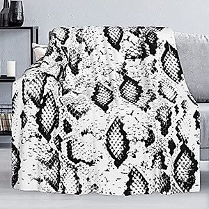 Dujiea Snake Skin Fuzzy Flannel Blanket Throw 40"X50", Super Soft Lightweight Blanket Throw for Couch Chair Sofa, Cozy Bed Blanket for Kids Adults