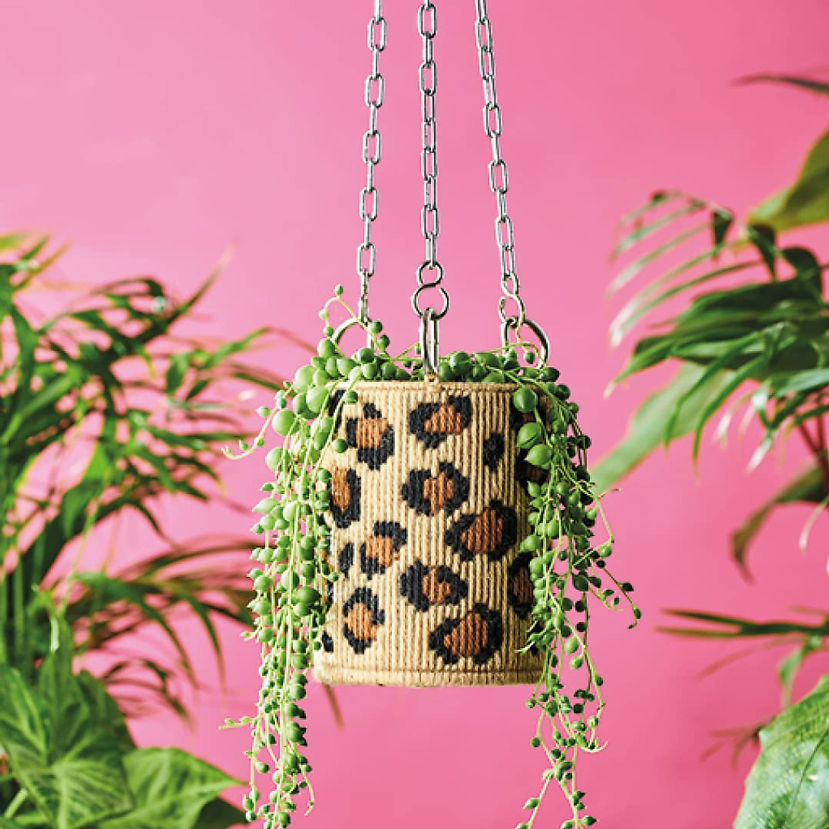 Needlepoint: A Modern Stitch Directory: Over 100 creative stitches and techniques for tapestry embroidery