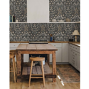 NextWall Tulip Garden Floral Peel and Stick Wallpaper (Wrought Iron & Chamois)