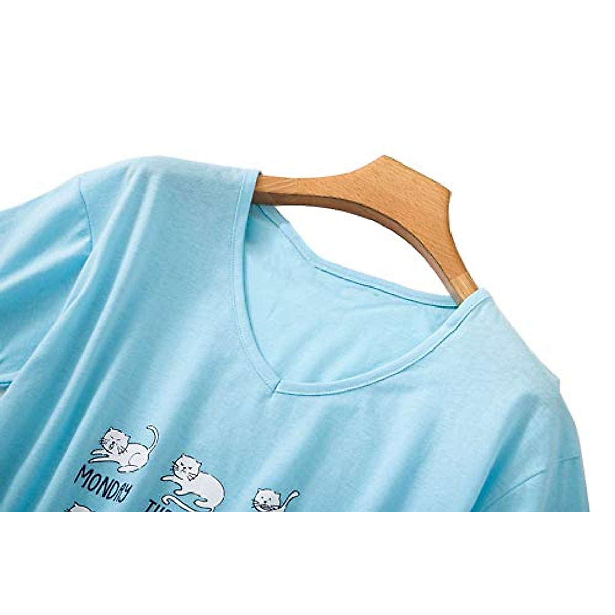 CHUNG Women Short Sleeve Shirt Pajamas Set with Shorts Bottom Pants Cotton V-neck Cute Pjs Sleepwear Lounge Wear Plus Size Summer (Medium, Blue Cat)