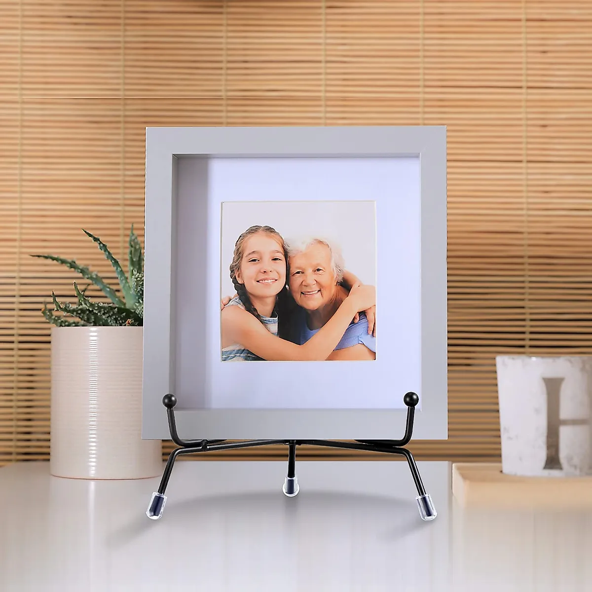 Chumia 18 Pcs Anti Slip Plate Stands for Display, Black Iron Easel Plate Holder Picture Frame Holder Stand for Display Decorative Photo Tabletop Artwork(4, 6, 8 Inch)