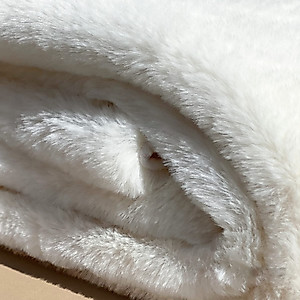 ORINOVA White Fluffy Living Room Rugs 6x9 Area Rug Washable Shag Rugs for Bedroom Faux Rabbit Fur Nursery Rug Rectangle Rug