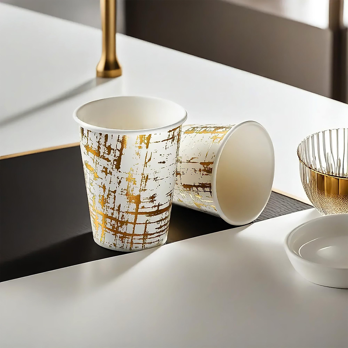 SILVER SPOONS (18 - Pack 9 Oz.) Elegant Disposable Coffee Cups - Drinking Hot Cups For Coffee, Tea, Hot Chocolate & All Sort Of Beverages, Paper Coffee Cups, Gold