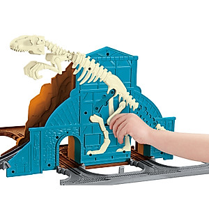 Thomas & Friends Take-n-Play, Roaring Dino Run