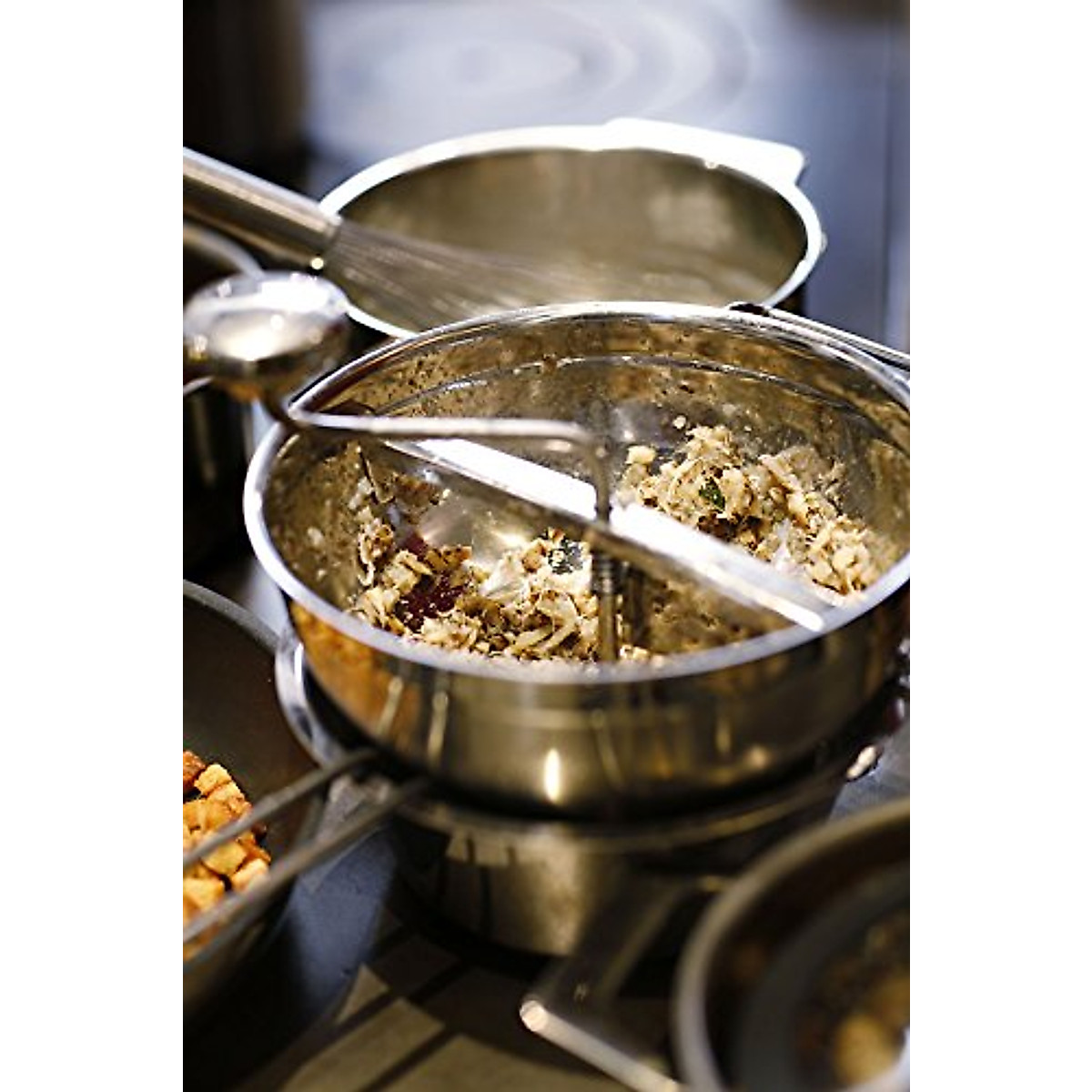 Rösle Stainless Steel Food Mill with Handle and 2 Grinding Disc Sieves