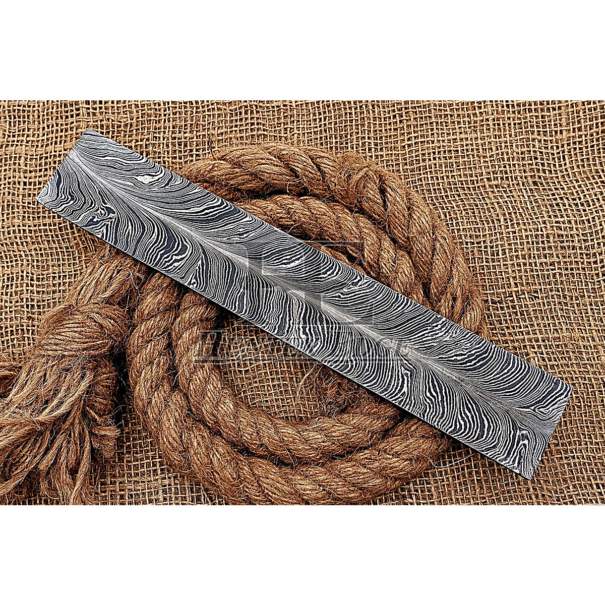 HUNTEX Newly Designed Gorgeous Custom Hand-Forged Feather Pattern Damascus Steel 12 x 2 Inch Long 256 Layers Untempered DIY Blank Blade Billet Strip for Knife Making