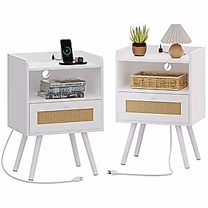 SUPERJARE Nightstands with Charging Station, Bedside Table Set of 2 with PE Rattan Drawers, Rattan Side Table with Storage & Solid Wood Feet, End Table for Bedroom, Living Room - White