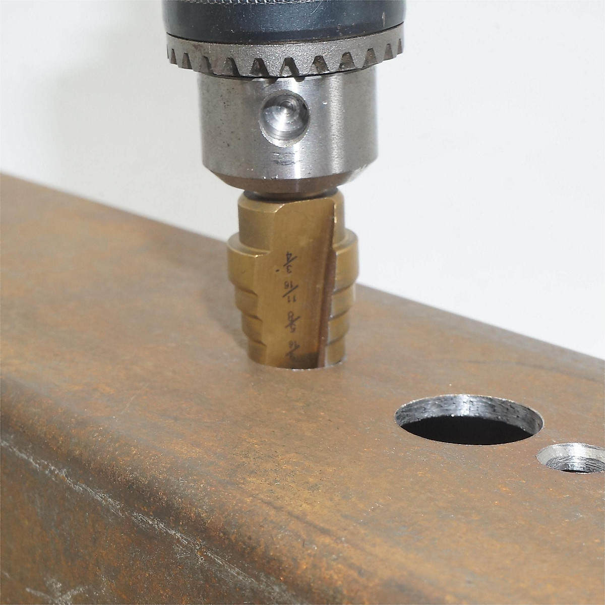 6pcs High Speed Steel Titanium Plated Step Drill Set Plus Center Positioner with Aluminum Storage Index Box Can be Used for Sheet Metal Wood (6pcs Titanium Step Drill bits)…