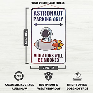 Venicor Astronaut Space Sign Decor - 9 x 14 Inches - Aluminum - Outer Space Gifts for Boys Kids Themed Bedroom Room Wall Decorations Stickers Decal Stuff