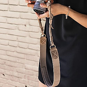 MegaGear SLR, DSLR Sierra Series Genuine Leather Camera Shoulder or Neck Strap