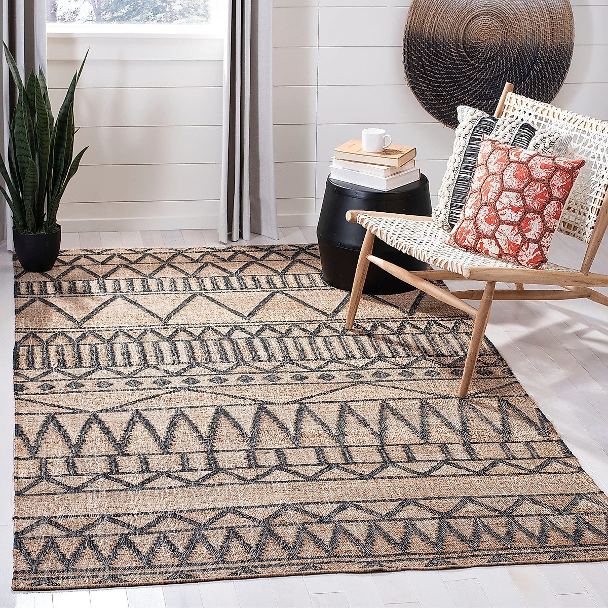 SAFAVIEH Kilim Collection Area Rug - 9' x 12', Natural & Charcoal, Handmade Flat Weave Jute, Ideal for High Traffic Areas in Living Room, Bedroom (KLM752A)