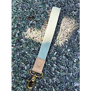 DQL short key lanyard, car key wristlet, Hand Wrist Lanyard Keychain, key wristlet for women (Pastel)