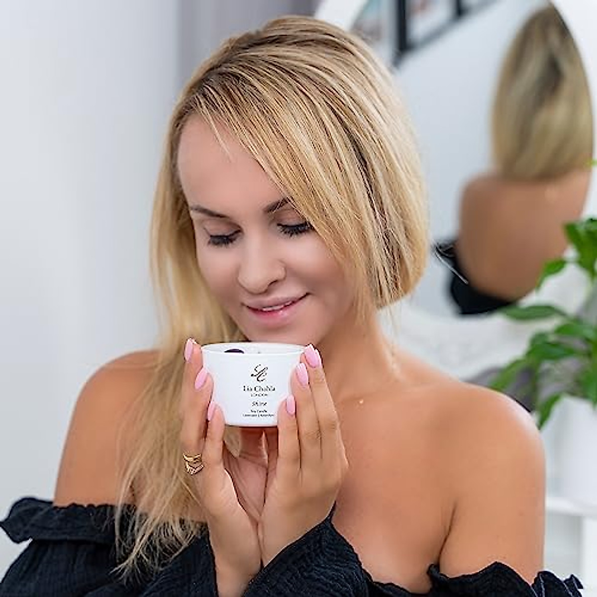 LIA CHAHLA LONDON Luxury ‘Self-Love’ Rose Quartz Candle 6 oz – Scented English Rose Candle – Hidden Gem Candle Infused w/Essential Oils – 100% Soy Candle (Self Love/Rose - Rose Quartz, 6 Oz)