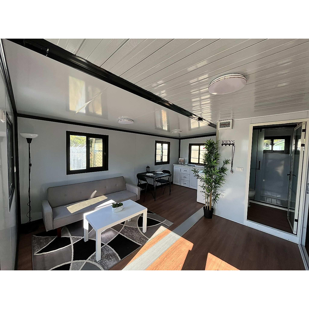 Generic Prefabricated Portable 19x20ft Expandable Container Living Foldable House, Portable Mobile House for Personal, Office, Warehouse, Villa, Booth, Hotel Use, White