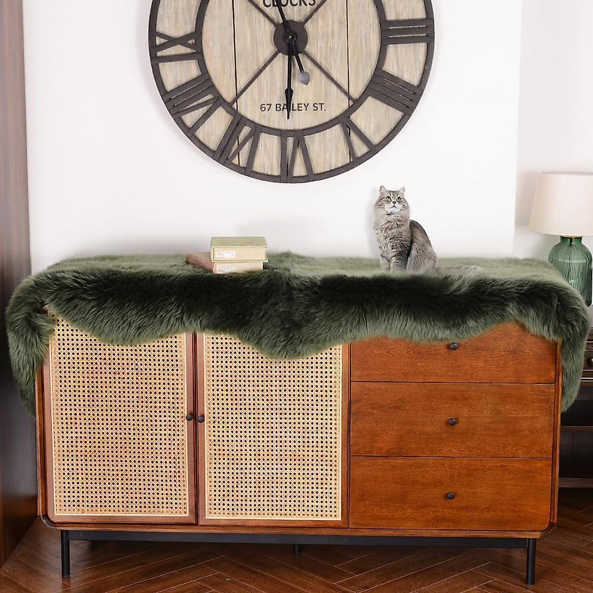 IRIWOOL Premium Genuine Fur Sheepskin Rug Real Australia Sheepskin Natural Luxury Fluffy Lambskin Fur Area Rug Seat Covers for Kids Bedroom Sofa Chair Cover (Military Green, Double Pelt/2ft x 6ft)