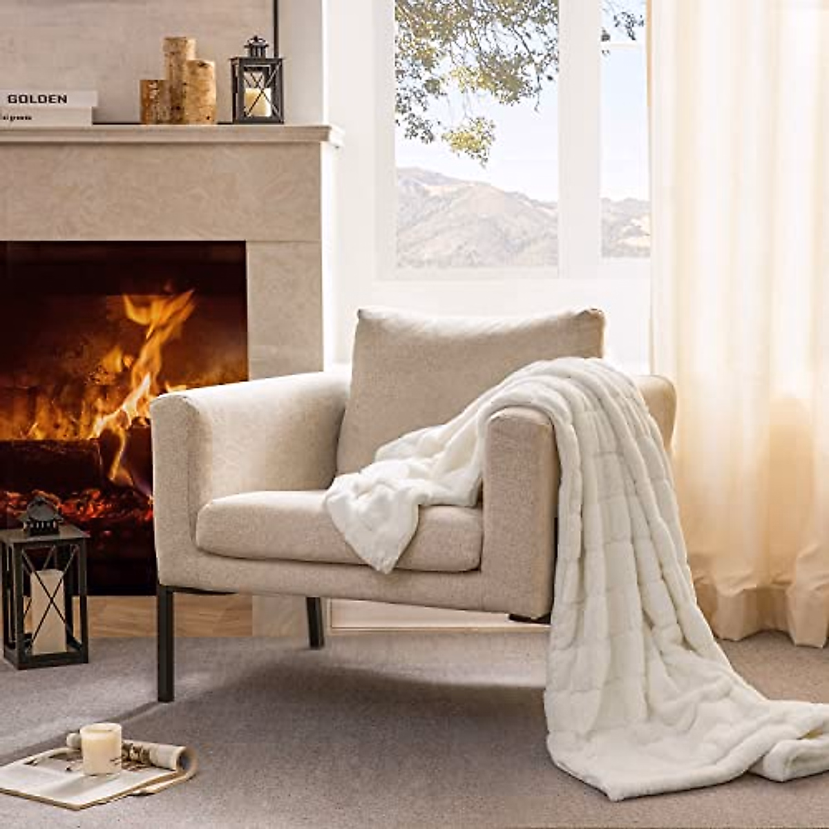 Kingole Faux Rabbit Fur Luxury Throw Blanket, Cozy Couch Sofa Bed Super Soft and Warm Plush Microfiber 350GSM, 50 x 60 Inch, Cream White