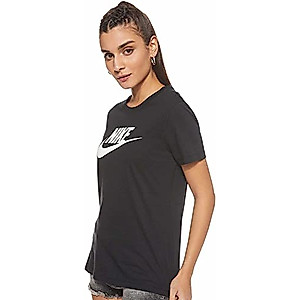 Nike Women's Sportswear Essential T-Shirt