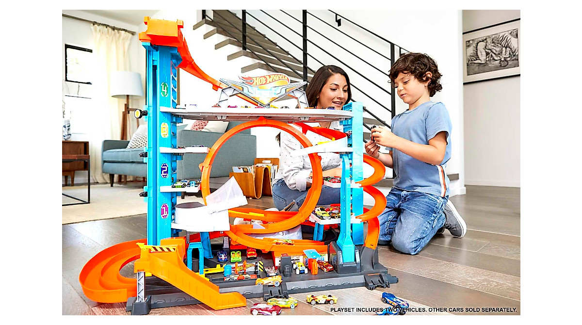 Hot Wheels Ultimate Garage Playset - Massive Car Storage & Races