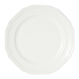 Mikasa Antique White 16-Piece Dinnerware Set, Service for 4