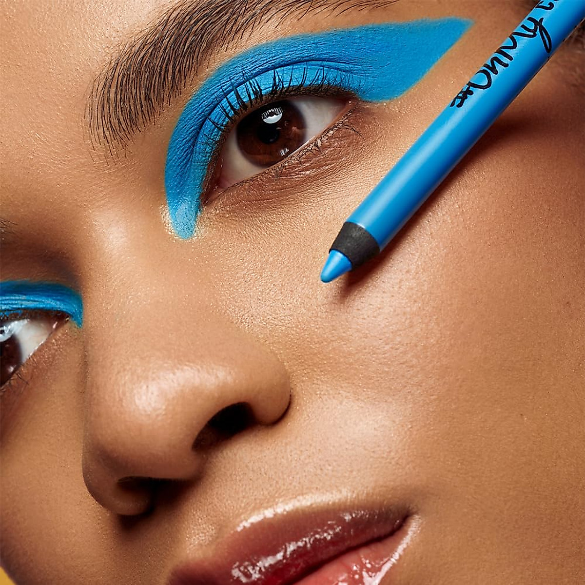 Lamel Oh My Color Gel Eye Liner - Long-Lasting - Waterproof & High Pigmented - Hypoallergenic and Fragrance-Free - Professional Look - Cruelty Free - N.401 (Blue)