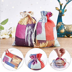 CHGCRAFT 20Pcs Cotton Drawstring Bags Polycotton Packing Pouches Drawstring Bags OldLace with Printed Christmas Theme Gift Bag Candy Bags Jewelry Pouches Mixed Color