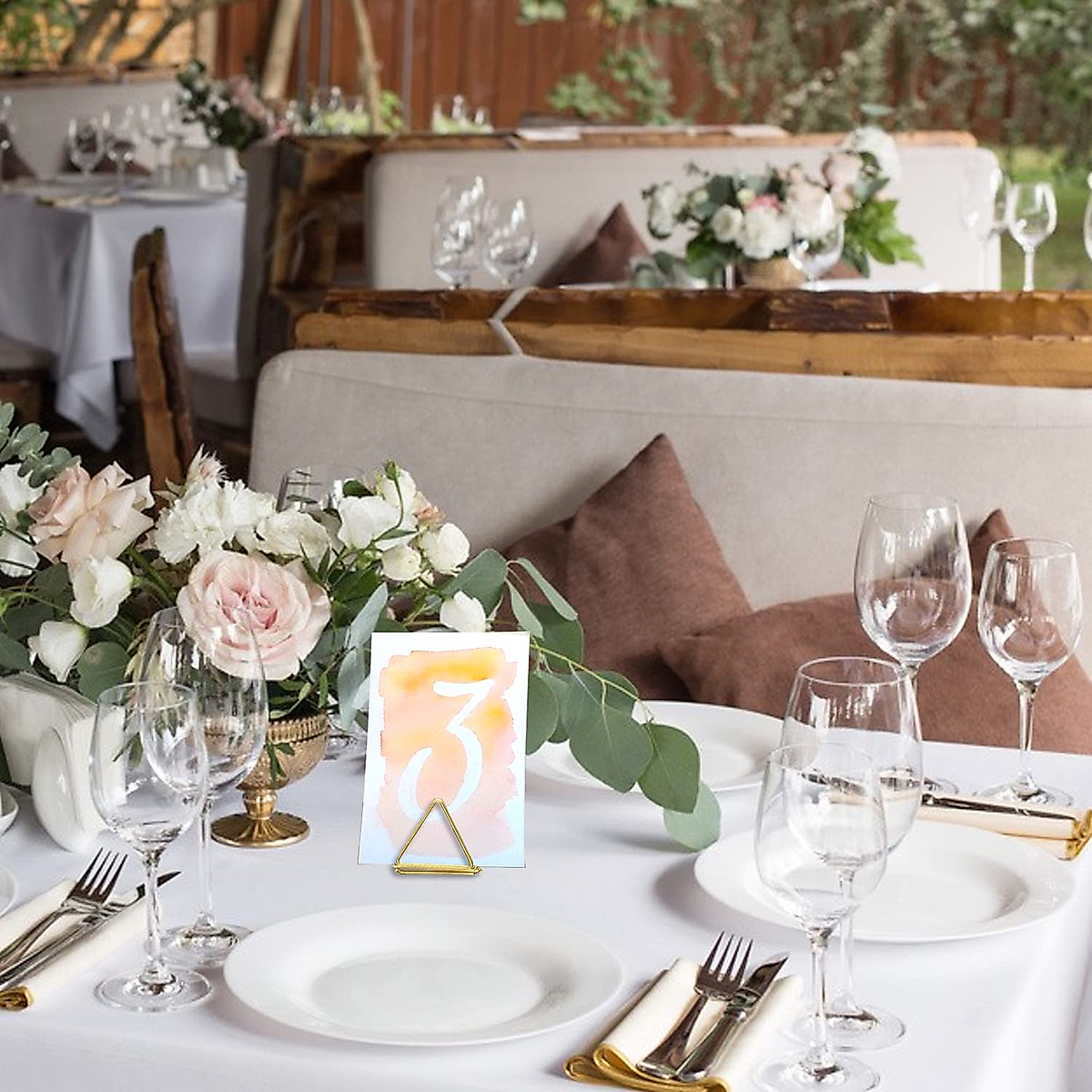 MUMIAO 40 Pack Place Card Holders - Table Number Holder Stands Wedding Seating Labels Placecard Clips | Name Setting Place Card Holders | Photo Picture Cards Display Stand for Party (Gold)