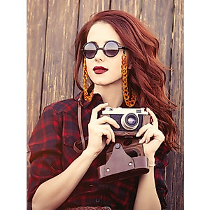 Frienda 9 Pieces Acrylic Eyeglass Chain Sunglasses Reading Strap for Women Men Eye Glasses Holder Necklace Around Neck Eyewear Retainer