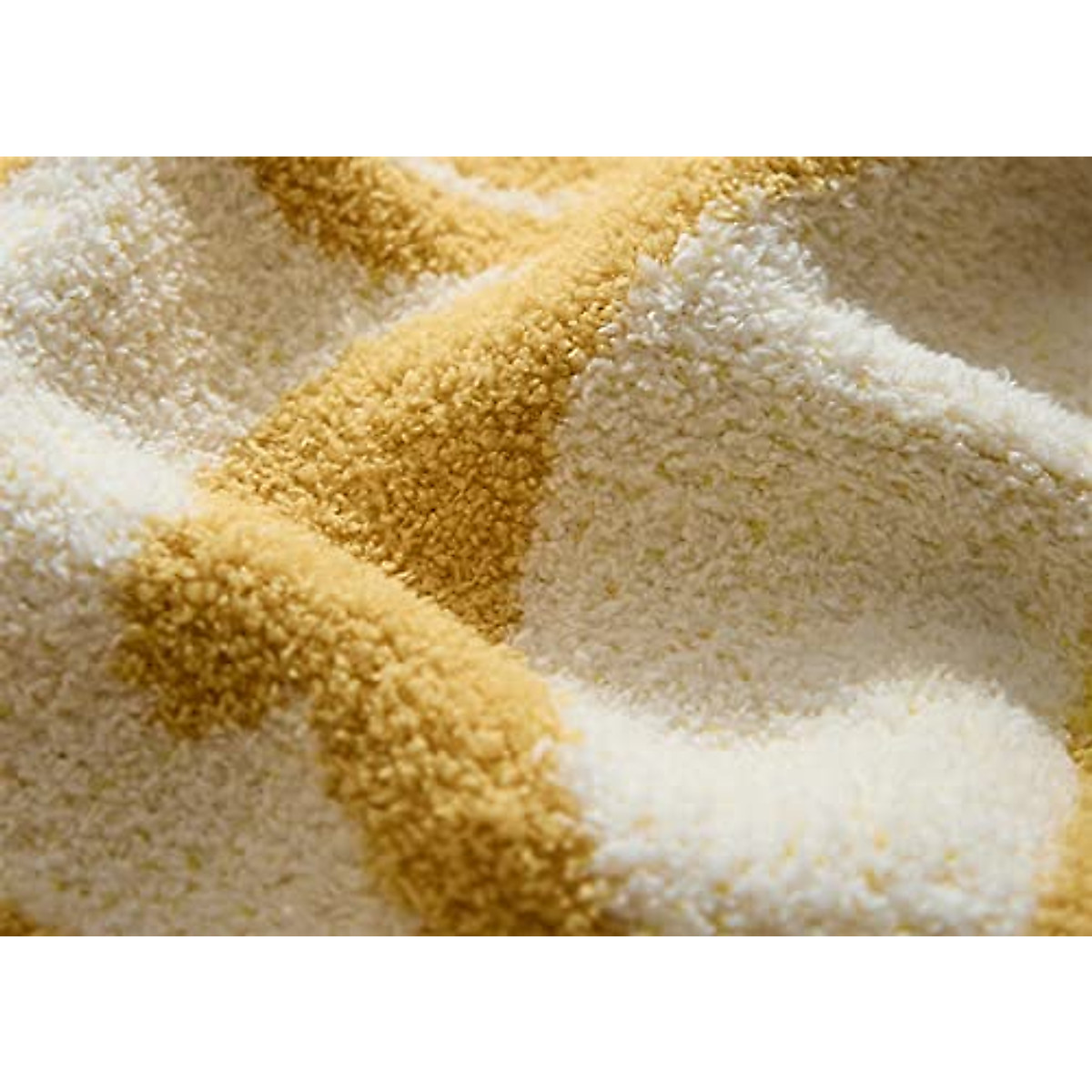 GunziStreet Blanket Throw Geometric Pattern Fuzzy Warm Fleece Microfiber for Couch Chairs Sofa Baby Home Decorative All Season (Checkered Pattern Yellow, 47‘’x59‘’)