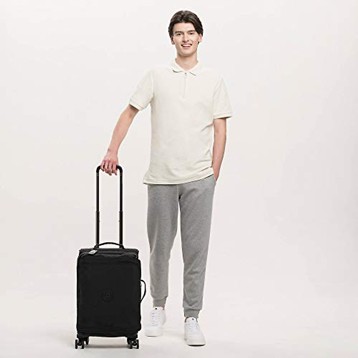 Kipling Women’s Spontaneous 31-inch Softside Spinner Wheel Luggage, Integrated TSA Accepted Lock, Black Noir, Carry-On 21