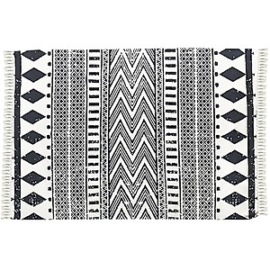 USTIDE Ultra Large Bohe Area Rug Large Hand Woven Black and White Cotton Rugs with Tassels Printed Geometric Tribal Rug for Living Room, Bedroom, Laundry Room, Entryway （63x90Inches）