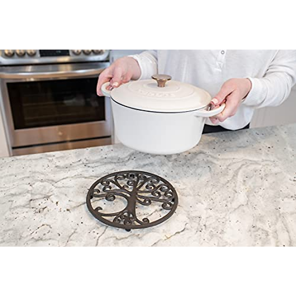 gasaré, Cast Iron Trivet for Hot Dishes, Pots, and Pans, Metal Trivet, Tree of Life Design, Rubber Feet Caps, Ring Hanger, 8 Inches, Brown, 1 Unit