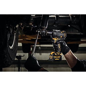 DEWALT DCF901GJ1G1 XTREME 12V MAX* Brushless 1/2 in. Cordless Impact Wrench Kit