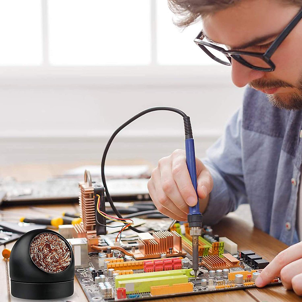 Generic Soldering Iron Tip Cleaner - Non-slip Solder Tip Cleaning Wire Ball & Base Holder Soft Coiled Brass Tip Cleaner Kit (No Water)